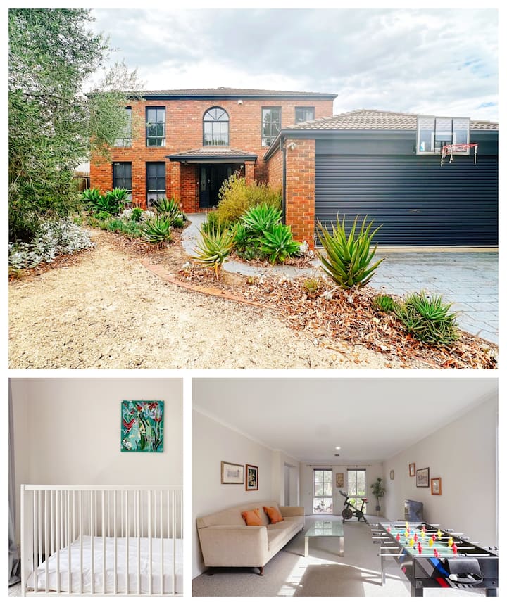 Airport Oasis – 5br Double Living Getaway/2 Tv/cot - Caroline Springs