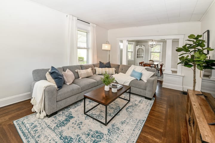 Staymarburg - Oakley - Cincinnati, OH