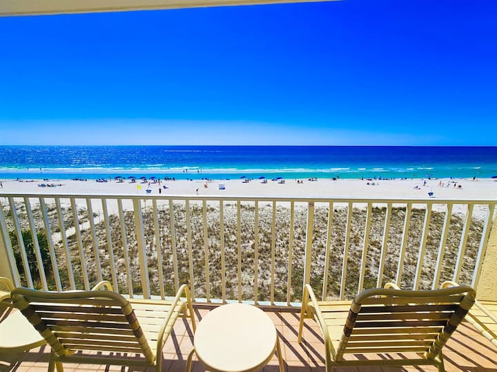 The Captain's Quarters: Your Gulf Front Retreat - Gulf Shores, AL