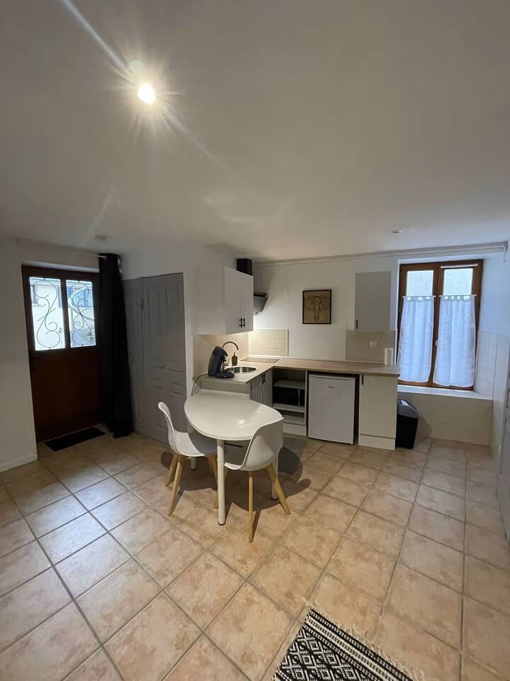 Studio Cosy « Théols » à Issoudun - Wifi - Issoudun