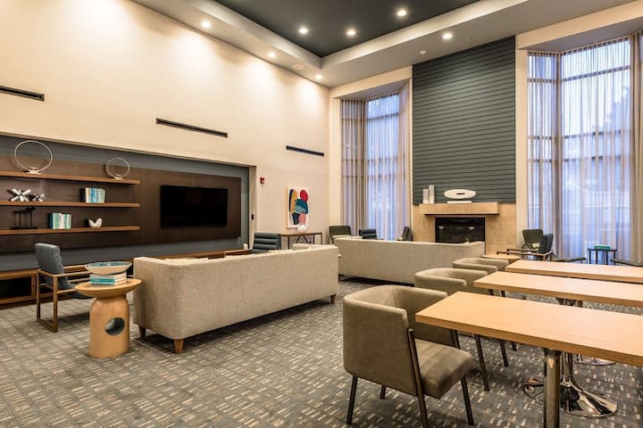 Two Units Just Minutes Away From Eagle Stadium! - Dallas, TX