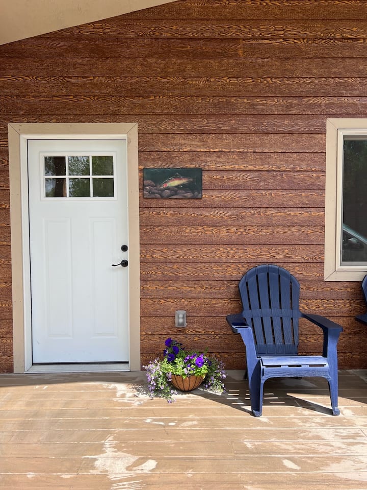 Eagle Landing - Dolly Varden Cabin - Cooper Landing, AK