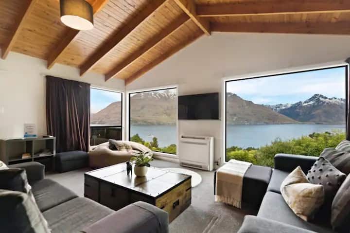 The Alpine - Queenstown Holiday Home - Queenstown