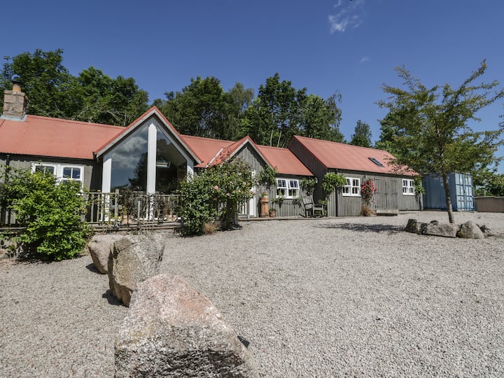 Drumhead Bothy - Aboyne
