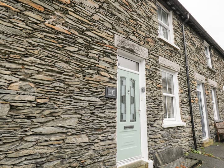 St Mary's Cottage - Windermere