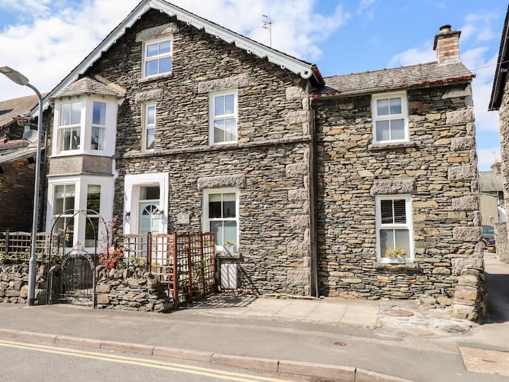 The Postmasters House - Bowness-on-Windermere