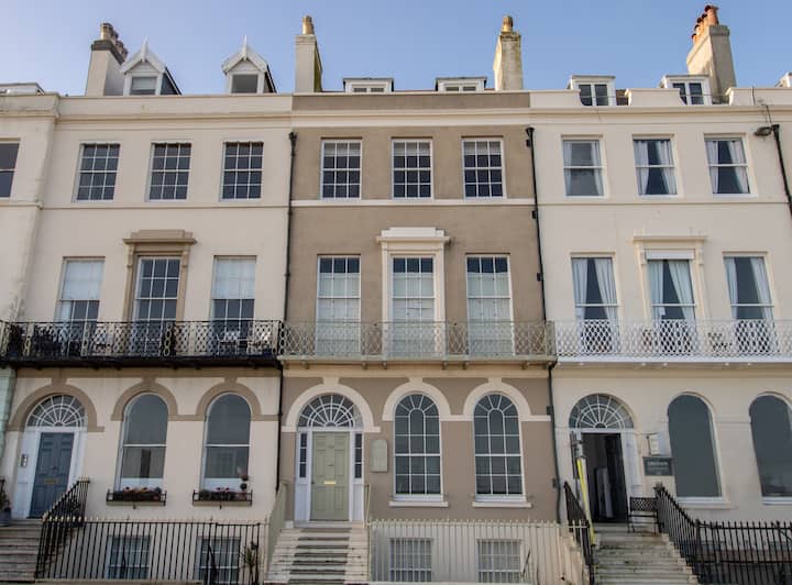 Wessex View - Weston