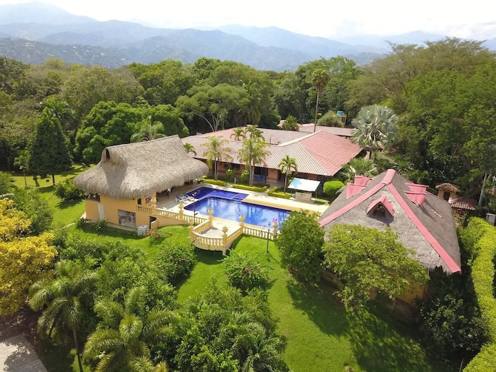 Great Tropical House 5r/6b - Santa Fé de Antioquia