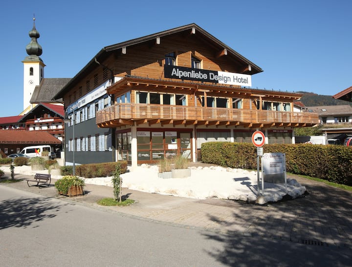 Doppelzimmer Queensize (Alpenliebe Design Hotel - - Inzell