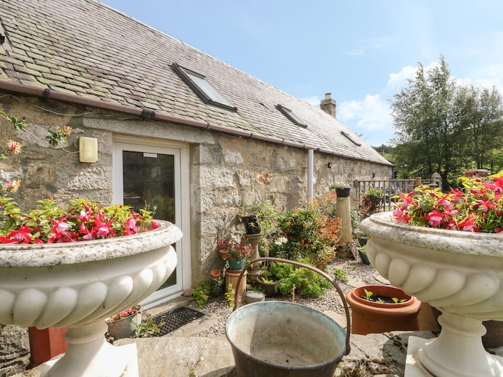 Grouse Cottage - Loch Laggan