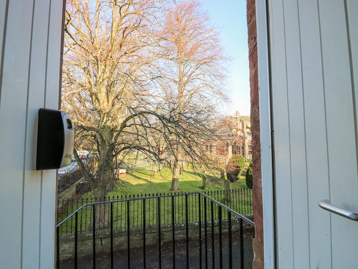 Pear Cottage - Priorwood Garden - Melrose