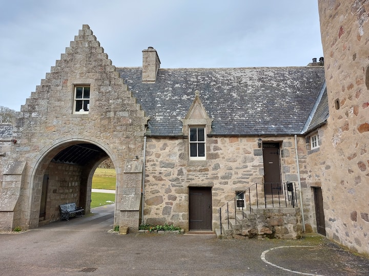 Courtyard Cottage - Drum Castle - Banchory
