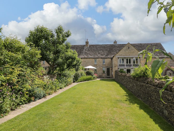 Little Owl Barn - Burford