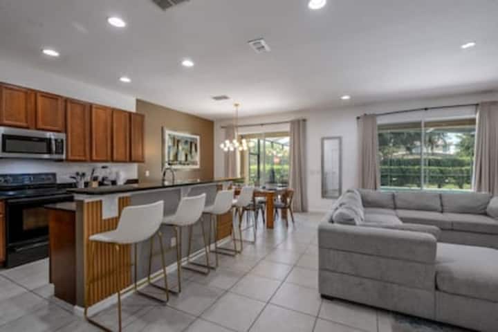 4344 - 7 Bedrooms With Private Pool - 대븐포트