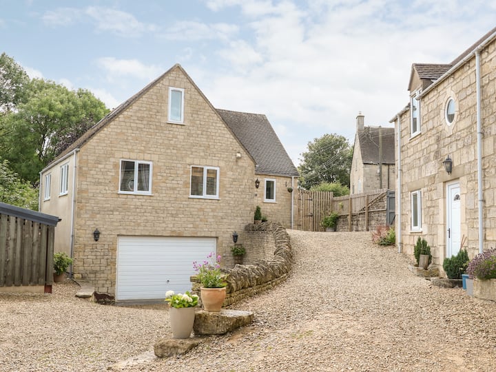 Farm View Lodge - Painswick