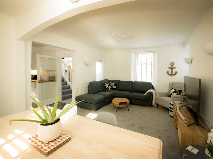 Sandpiper Cottage - Cullen