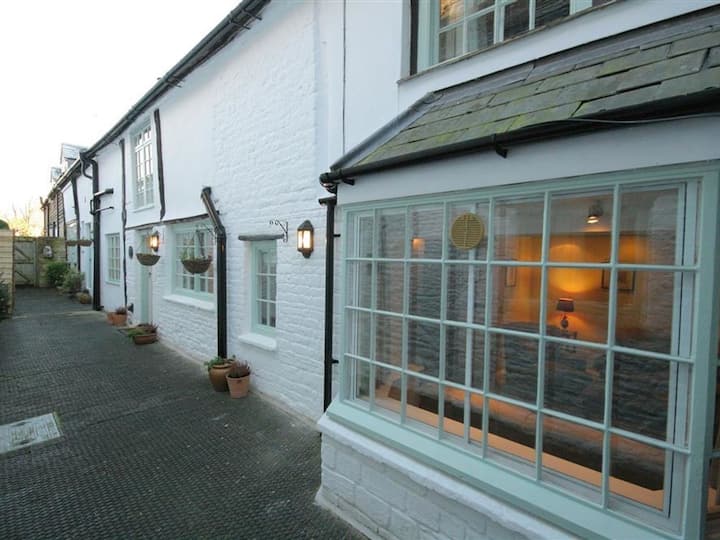 Butlers Cottage - Burford