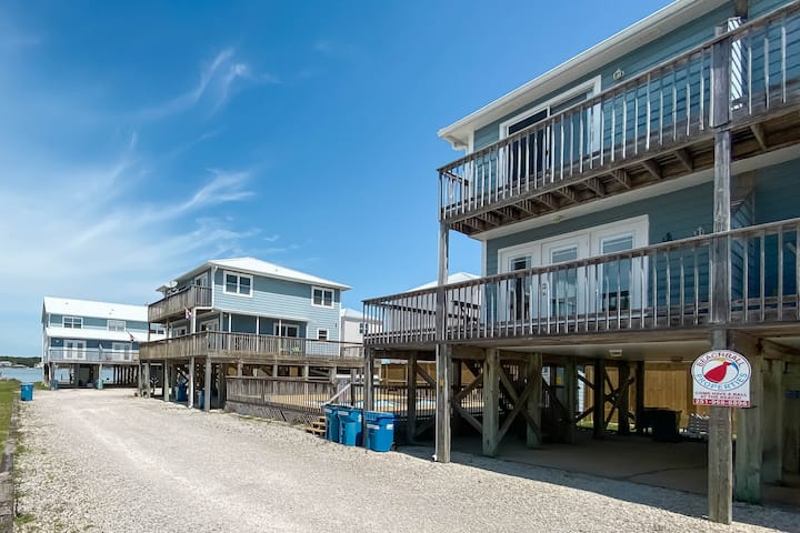The Hermit Crab 7 - Lagoon Views, Outdoor Pool! - Gulf Shores, AL