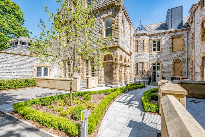 Alice House Stone Cross Mansion - 阿爾弗斯頓