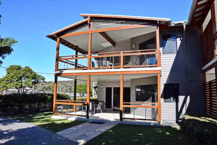 Seven On Myrtle @ Hat Head - Hat Head