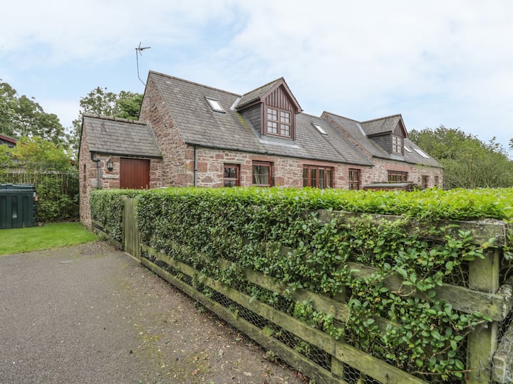 Kamba Cottage - Forfar