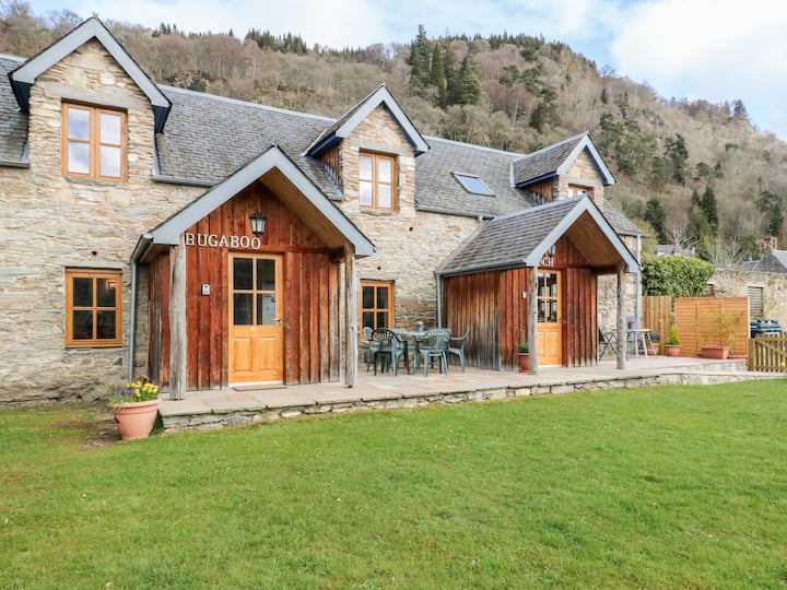 Bugaboo Cottage - Aberfeldy