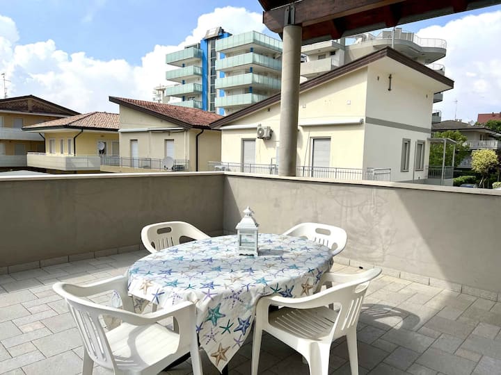 Holiday Apartment With Air Conditioning And Balcon - Lignano Sabbiadoro