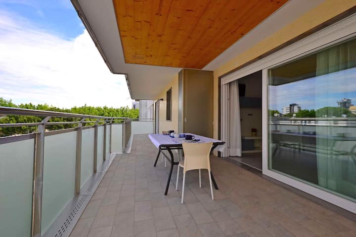 Appartement De Vacances Avec Balcon Et Climatisati - Lignano Sabbiadoro