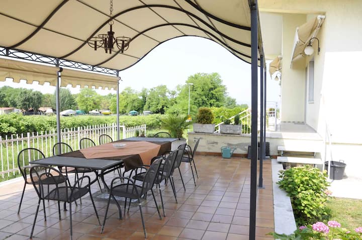 Holiday Apartment With Private Garden In A Conveni - Lazise