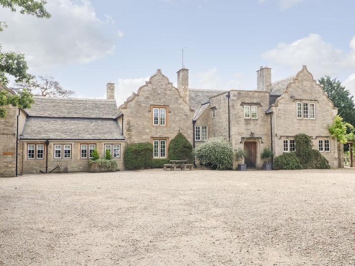 Home Farm (16) - Oxfordshire