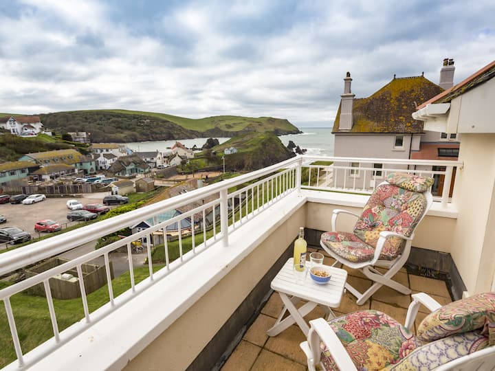 5 Chichester Court - Hope Cove