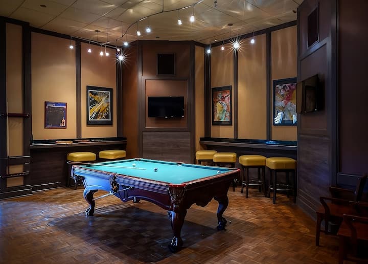 Relax And Unwind! 3 Units W/free Parking! - Duluth, GA