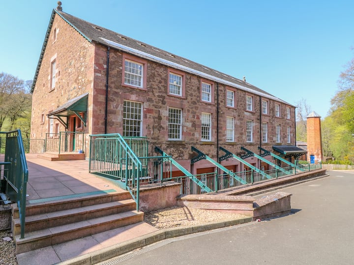 12 Keathbank Court - Blairgowrie