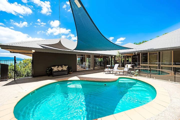 Idyllic Whitsunday Holiday Home With Amazing Views - Daydream Island