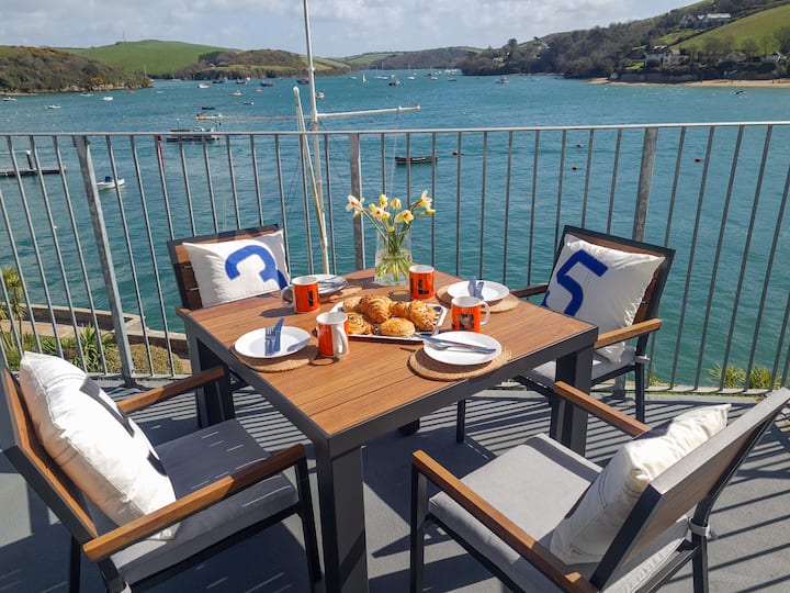 35 The Salcombe - Salcombe