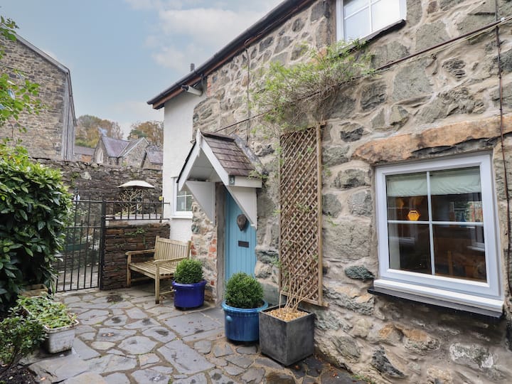 3 Ivy Court - Dolgellau