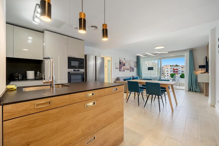 Magical 2br Condo In The Heart Of Cambrils - Cambrils