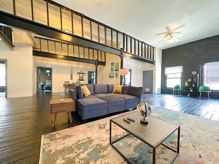 Premium Cozy 5br Suite | Pool Table Near Mccormick - Chicago