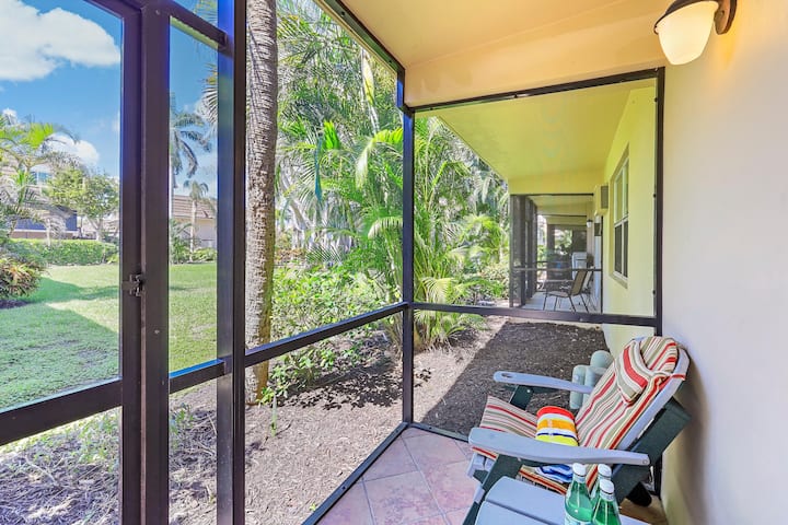 Quaint Condo | Steps To The Beach And Dining - Marco Island, FL