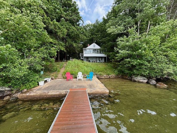 Summer Breeze On Lake Winnisquam - Lake Winnipesaukee, NH