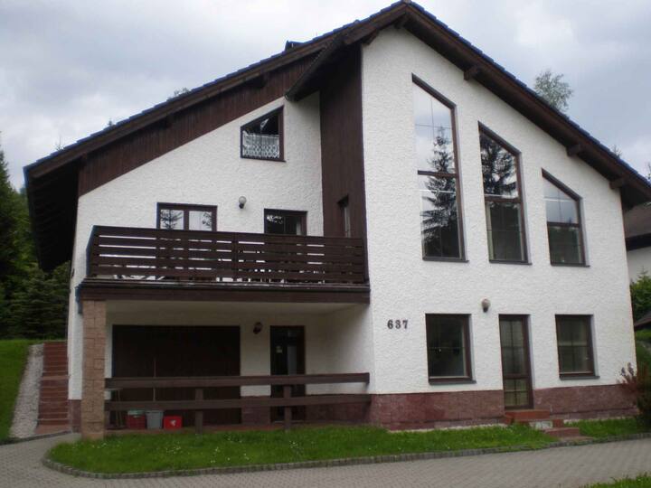 Holiday Apartment Stylishly Furnished - Harrachov