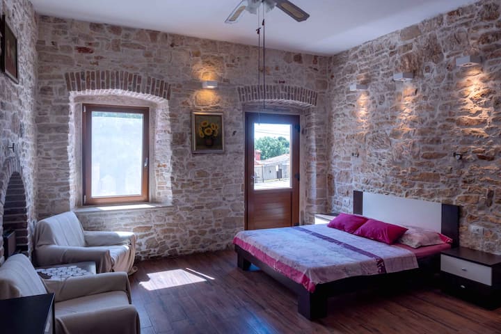 House For 6+2 Pers With Wlan In Medulin R59513 - Medulin