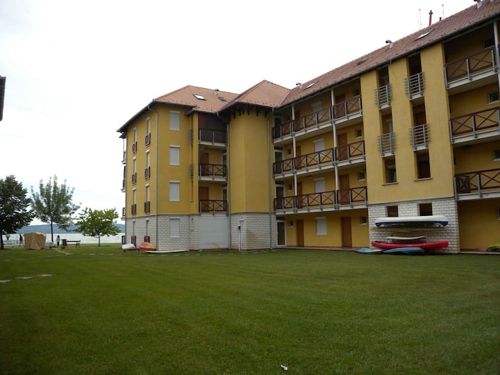 Holiday Apartment Only 300 M From The Beach With A - Balatonlelle