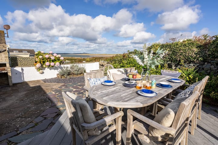 Hafan Beachside Retreat For Six Guests! - Anglesey