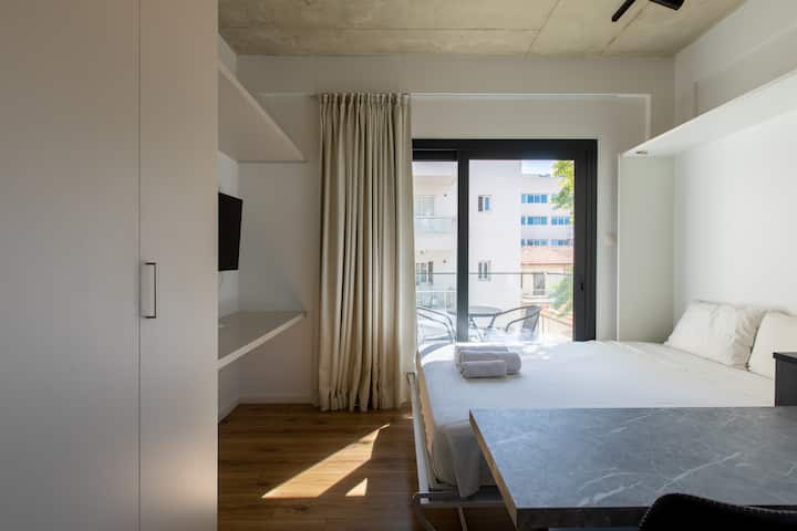 Yamas Stylish Old City Studio - Limasol