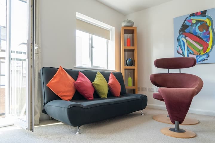 Unique  Duplex Apt. High St Views , & Xmas Lights. - Bicester