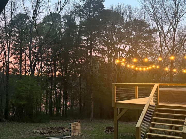 Modern Comfort Meets Lakeside Bliss At Gfl - Heber Springs, AR