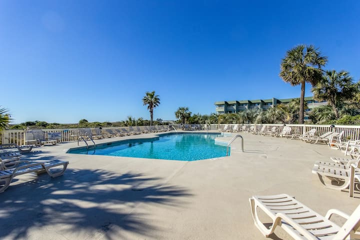 1br With Pool, Ocean Views, & Easy Beach Access - Isle of Palms, SC