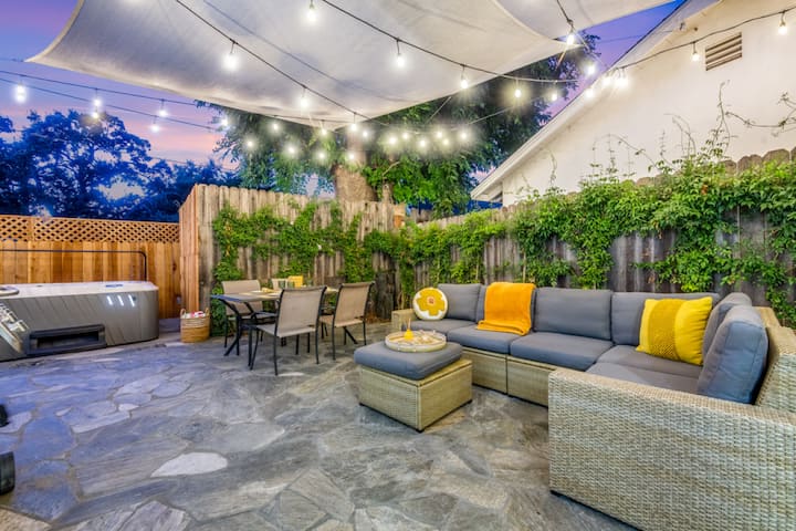 Modern Cottage, Jacuzzi, Bistro Patio, Walk To All - Thousand Oaks