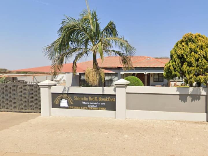 Standard Double Room - Mogwase